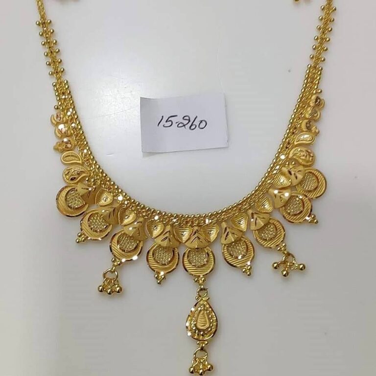 Latest Simple Gold Necklace designs with Price - People choice